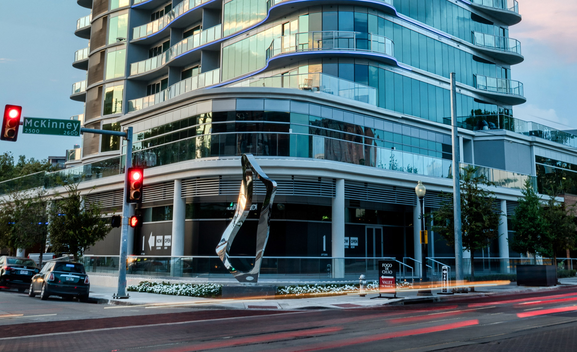 Uptown Dallas High Rise Apartments For Lease | One Uptown